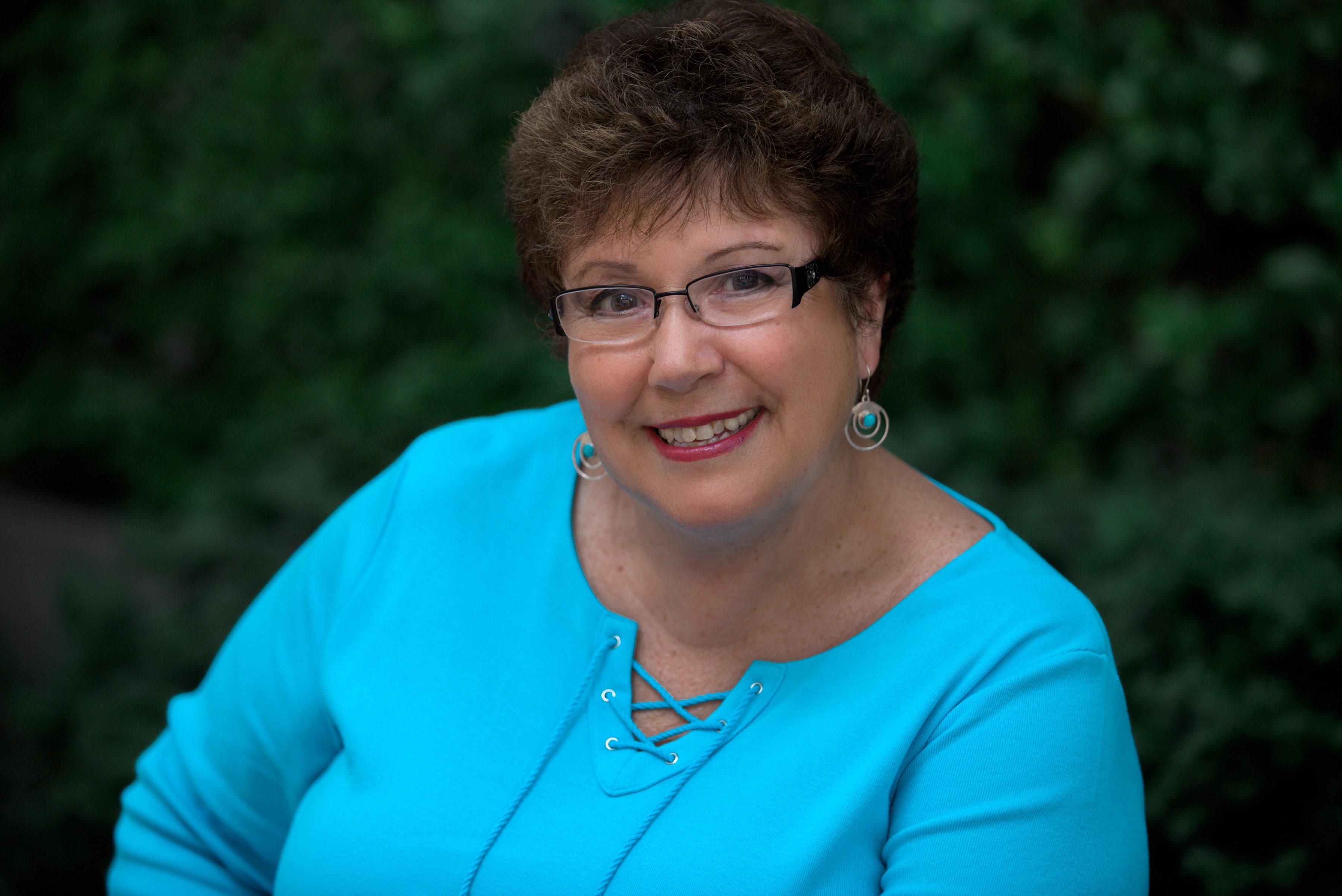 LNP 140 How to Network Your Way to Success Marie Fratoni