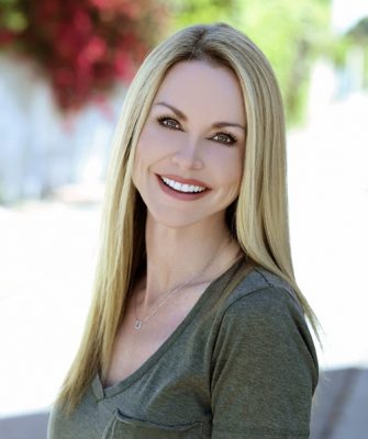 LNP 280 How I Almost Lost My Leg Amberly Lago - Legal Nurse Podcast